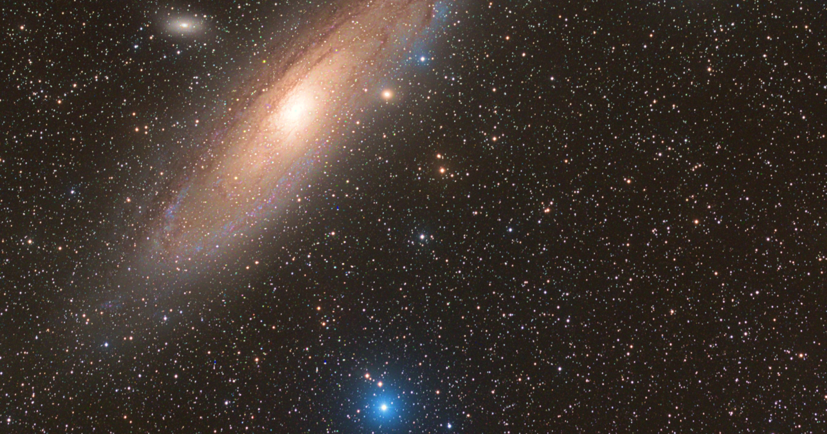 Closing in on The Andromeda Galaxy | Telescope Live